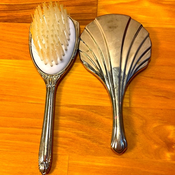 Bath, Skin & Hair | Art Deco Silver Plated Minature Hand Mirror Clam ...